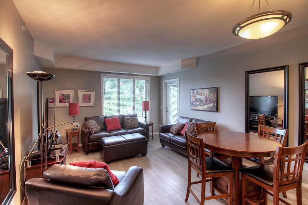 Pinnacle Pointe Resort - Kelowna Resort Accommodations